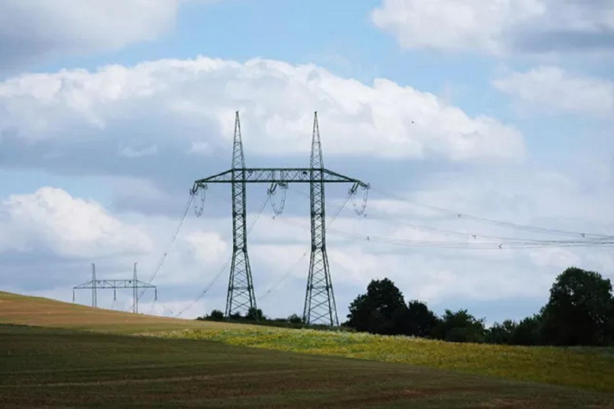 Attack on power pylons paralyzes part of Berlin's infrastructure ...