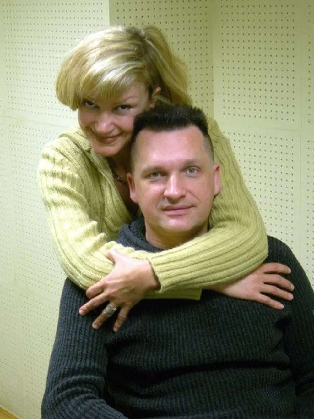 Отказался от дочерей и до сих пор «тусуется». Как живет «второй» из «Кар-Мэн» Сергей Лемох ...