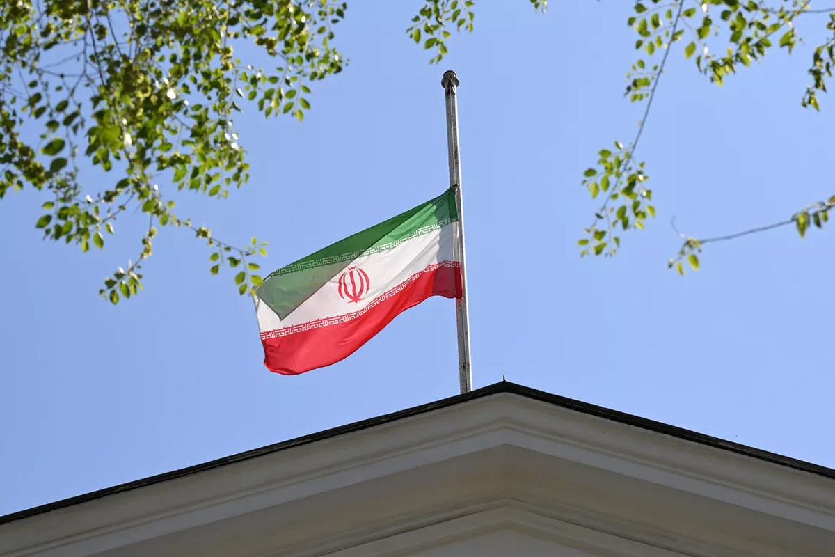 Эксперт Дешири: В Иране молодые люди проявляют все больший интерес к России - RuNews24.ru - 03. ...