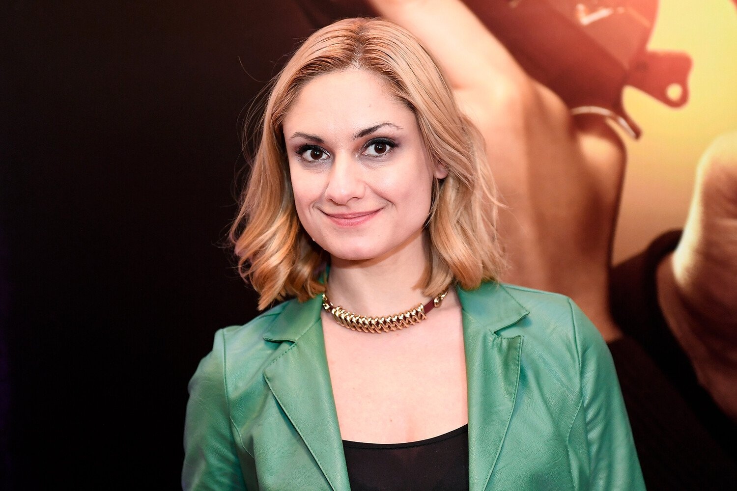 Банкрот, предатель и мудрец. Трое мужчин и отец Спартак Карины Мишулиной - RuNews24.ru - 14.04.2025